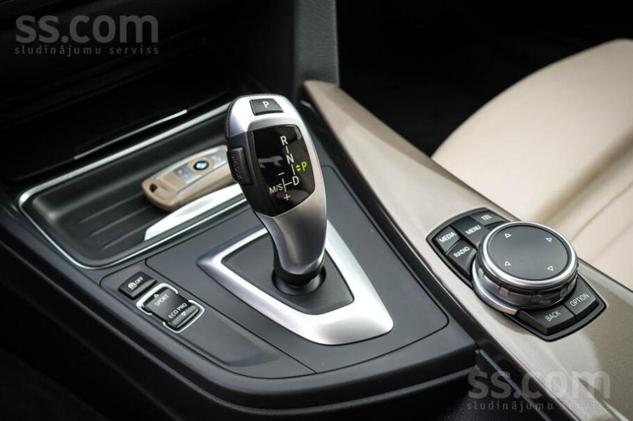 Zils BMW 320 2014 Tukums, ar dzinēja tilpumu 2.00 L un nobraukumu 244 tūkst. km par 9990 €, foto 17 vietnē AUTOMOTO.COM.LV