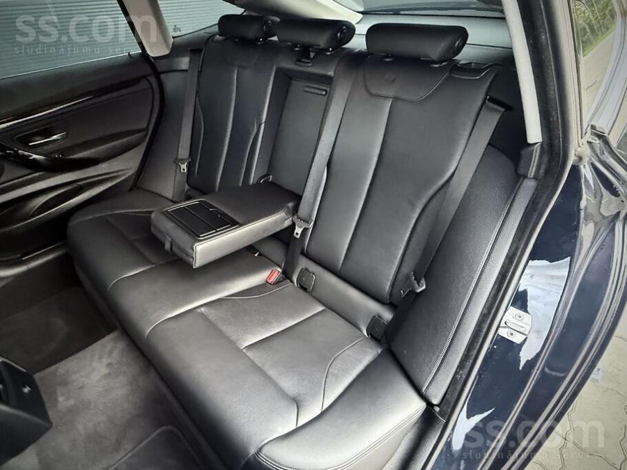 Blue BMW 320 2018 in Riga, with an engine capacity of 2.00 L and mileage of 225 thousand km for 14650 €, photo 20 on AUTOMOTO.COM.LV