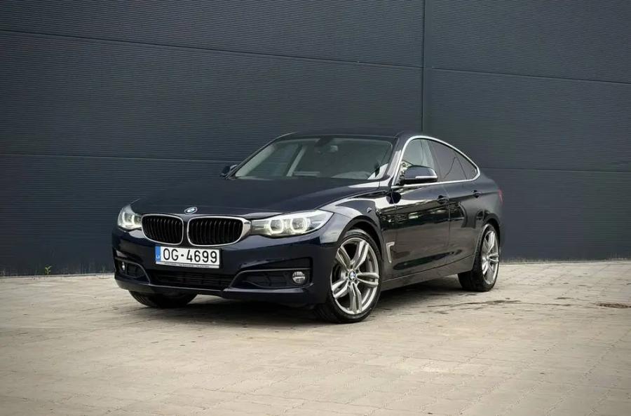 Blue BMW 320 2018 in Riga, with an engine capacity of 2.00 L and mileage of 227 thousand km for 14650 €, photo 1 on AUTOMOTO.COM.LV