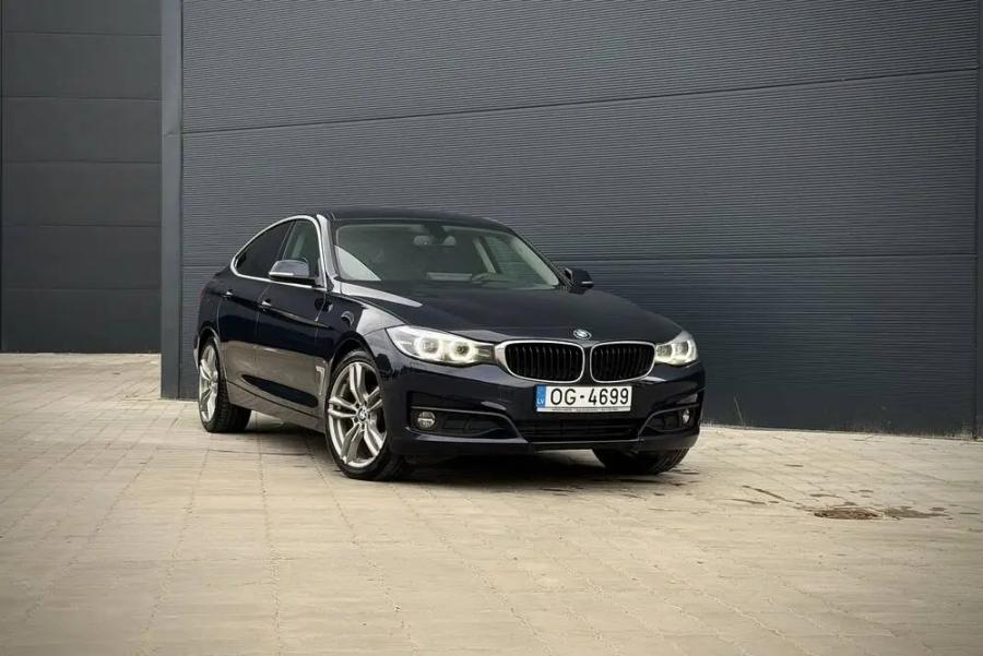 Blue BMW 320 2018 in Riga, with an engine capacity of 2.00 L and mileage of 227 thousand km for 14650 €, photo 5 on AUTOMOTO.COM.LV