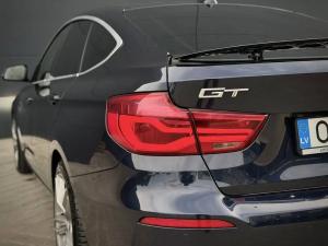 Blue BMW 320 2018 in Riga, with an engine capacity of 2.00 L and mileage of 227 thousand km for 14650 €, photo 8 on AUTOMOTO.COM.LV