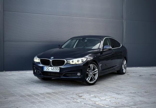 Blue BMW 320 2018 in Riga, with an engine capacity of 2.00 L and mileage of 222 thousand km for 14995 €, photo 1 on AUTOMOTO.COM.LV