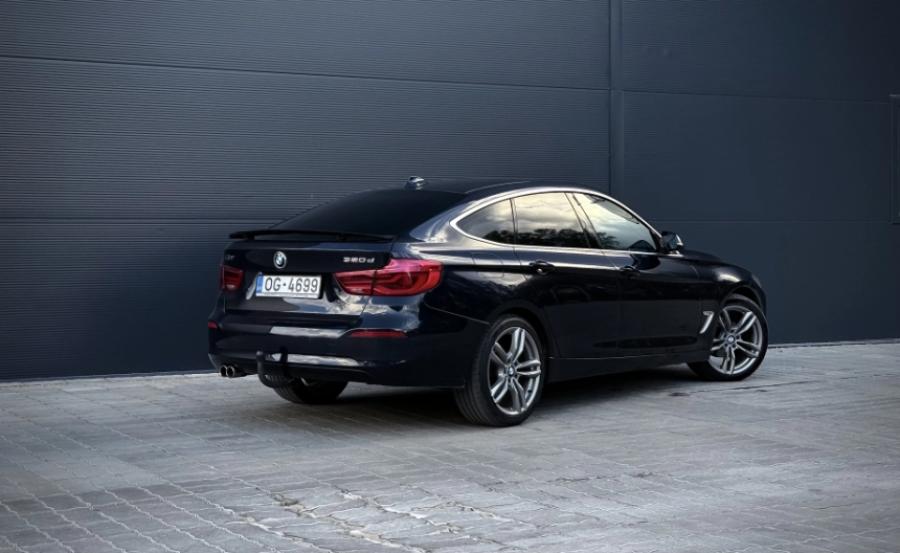 Blue BMW 320 2018 in Riga, with an engine capacity of 2.00 L and mileage of 222 thousand km for 14995 €, photo 7 on AUTOMOTO.COM.LV