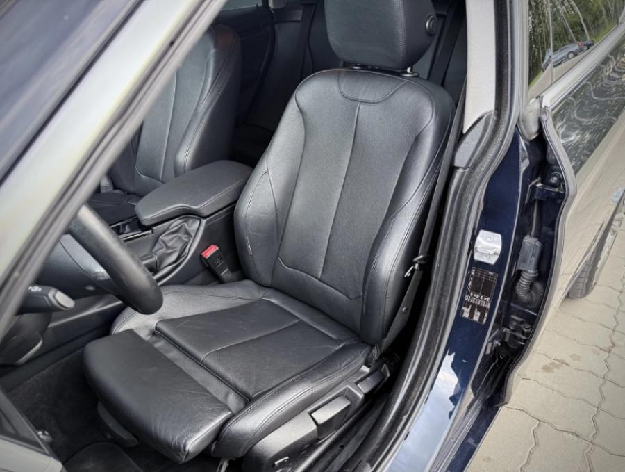 Blue BMW 320 2018 in Riga, with an engine capacity of 2.00 L and mileage of 222 thousand km for 14995 €, photo 9 on AUTOMOTO.COM.LV