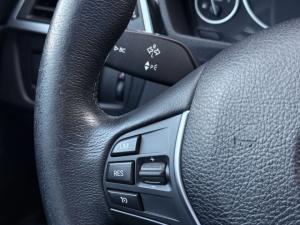 Blue BMW 320 2018 in Riga, with an engine capacity of 2.00 L and mileage of 222 thousand km for 14995 €, photo 11 on AUTOMOTO.COM.LV