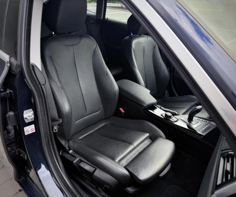 Blue BMW 320 2018 in Riga, with an engine capacity of 2.00 L and mileage of 222 thousand km for 14995 €, photo 19 on AUTOMOTO.COM.LV