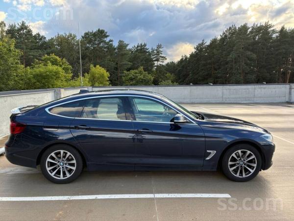 Zils BMW 320 2020 Rīga, ar dzinēja tilpumu 2.00 L un nobraukumu 171 tūkst. km par 17300 €, foto 4 vietnē AUTOMOTO.COM.LV