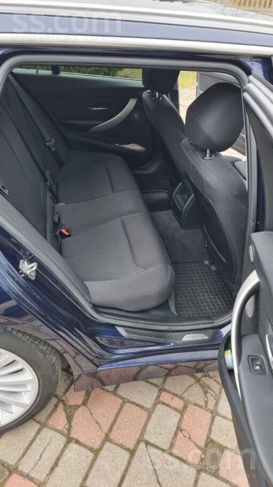 Blue BMW 320 2014 in Jelgava, with an engine capacity of 2.00 L and mileage of 245 thousand km for 9550 €, photo 9 on AUTOMOTO.COM.LV