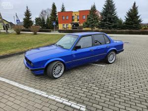 Blue BMW 320 1985 in Joniskis, with an engine capacity of 2.00 L and mileage of 265 thousand km for 5700 €, photo 9 on AUTOMOTO.COM.LV