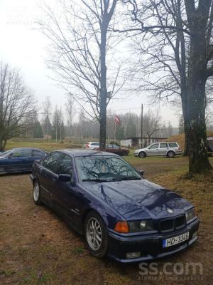 Zils BMW 320 1996 Bauska, ar dzinēja tilpumu 2.00 L un nobraukumu 350 tūkst. km par 2000 €, foto 2 vietnē AUTOMOTO.COM.LV