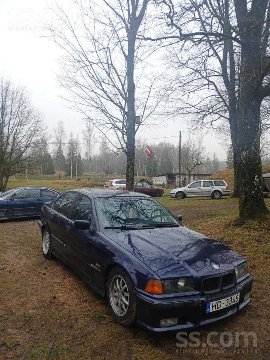 Zils BMW 320 1996 Bauska, ar dzinēja tilpumu 2.00 L un nobraukumu 350 tūkst. km par 2000 €, foto 2 vietnē AUTOMOTO.COM.LV
