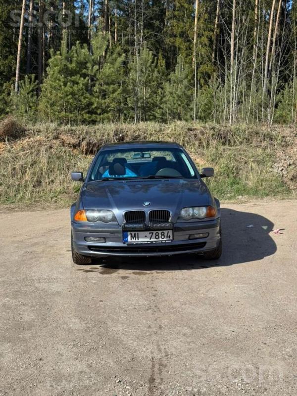 Zils BMW 320 1998 Valka, ar dzinēja tilpumu 2.00 L un nobraukumu 231 tūkst. km par 2700 €, foto 1 vietnē AUTOMOTO.COM.LV