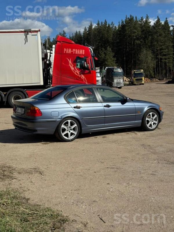 Zils BMW 320 1998 Valka, ar dzinēja tilpumu 2.00 L un nobraukumu 231 tūkst. km par 2700 €, foto 5 vietnē AUTOMOTO.COM.LV