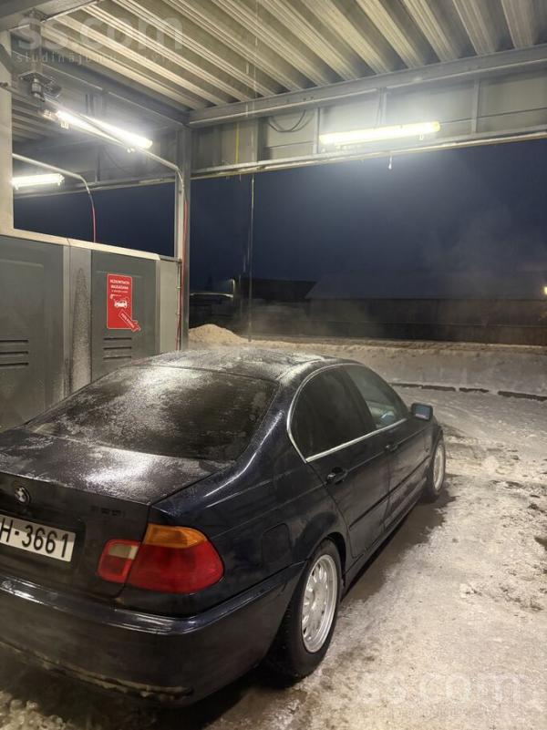 Zils BMW 320 1998 Saldus, ar dzinēja tilpumu 2.00 L un nobraukumu 480 tūkst. km par 1800 €, foto 3 vietnē AUTOMOTO.COM.LV