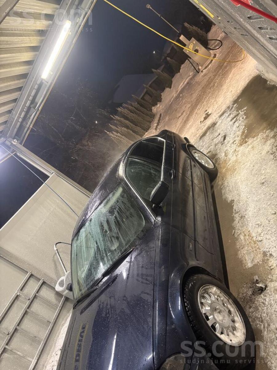 Blue BMW 320 1998 in Saldus, with an engine capacity of 2.00 L and mileage of 480 thousand km for 1800 €, photo 3 on AUTOMOTO.COM.LV