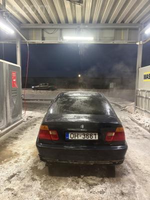 Blue BMW 320 1998 in Saldus, with an engine capacity of 2.00 L and mileage of 480 thousand km for 1800 €, photo 7 on AUTOMOTO.COM.LV