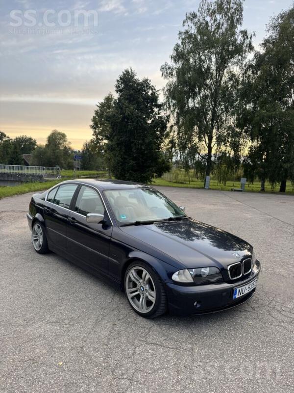 Blue BMW 320 1998 in Valmiera, with an engine capacity of 2.00 L and mileage of 318 thousand km for 2750 €, photo 1 on AUTOMOTO.COM.LV