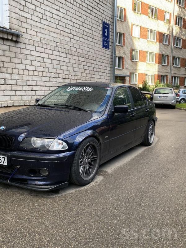 Blue BMW 320 1999 in Riga, with an engine capacity of 2.00 L and mileage of 309 thousand km for 2600 €, photo 2 on AUTOMOTO.COM.LV