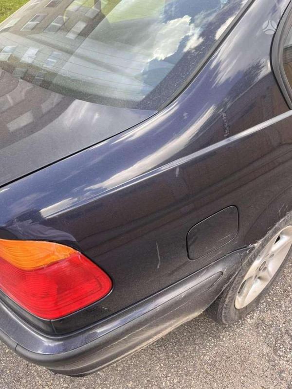 Zils BMW 320 2000 Kupiškis, ar dzinēja tilpumu 1.95 L un nobraukumu 152 tūkst. km par 2100 €, foto 9 vietnē AUTOMOTO.COM.LV