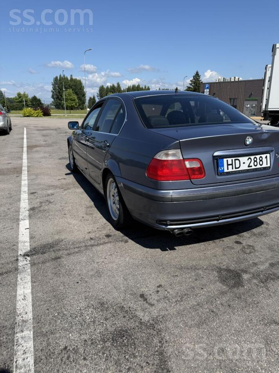 Zils BMW 320 2000 Rīga, ar dzinēja tilpumu 2.00 L un nobraukumu 304 tūkst. km par 1500 €, foto 6 vietnē AUTOMOTO.COM.LV