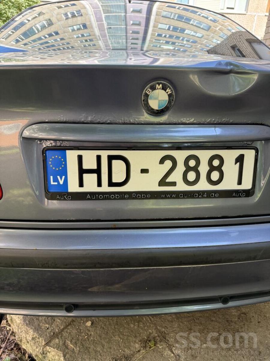 Zils BMW 320 2000 Rīga, ar dzinēja tilpumu 2.00 L un nobraukumu 304 tūkst. km par 1500 €, foto 12 vietnē AUTOMOTO.COM.LV