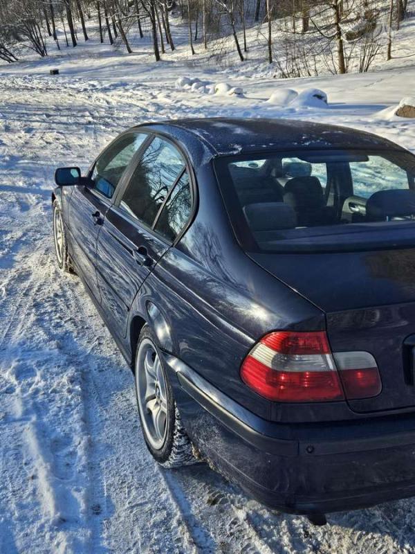 Blue BMW 320 2001 in Vilnius, with an engine capacity of 2.00 L and mileage of 380 thousand km for 1400 €, photo 6 on AUTOMOTO.COM.LV