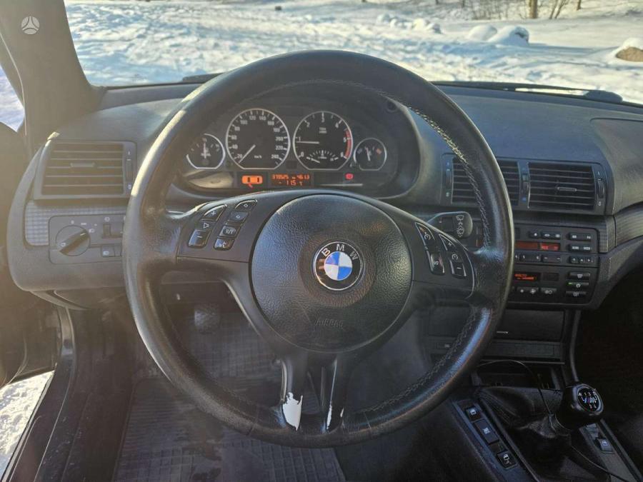 Blue BMW 320 2001 in Vilnius, with an engine capacity of 2.00 L and mileage of 380 thousand km for 1400 €, photo 12 on AUTOMOTO.COM.LV