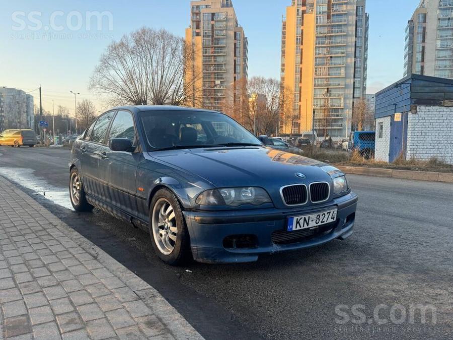 Zils BMW 320 2001 Rīga, ar dzinēja tilpumu 2.00 L un nobraukumu 326 tūkst. km par 1600 €, foto 3 vietnē AUTOMOTO.COM.LV