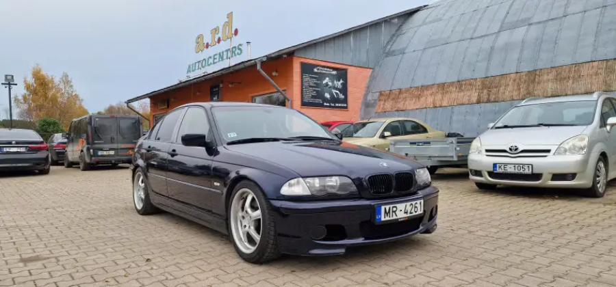 Zils BMW 320 2001 Valmiera, ar dzinēja tilpumu 2.00 L un nobraukumu 377 tūkst. km par 2700 €, foto 1 vietnē AUTOMOTO.COM.LV