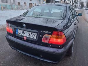 Zils BMW 320 2002 Alīta, ar dzinēja tilpumu 2.00 L un nobraukumu 318 tūkst. km par 1350 €, foto 3 vietnē AUTOMOTO.COM.LV