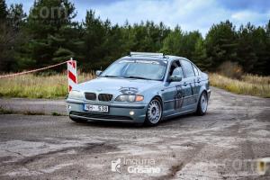 Blue BMW 320 2002 in Dobele, with an engine capacity of 2.20 L and mileage of 233 thousand km for 3500 €, photo 8 on AUTOMOTO.COM.LV