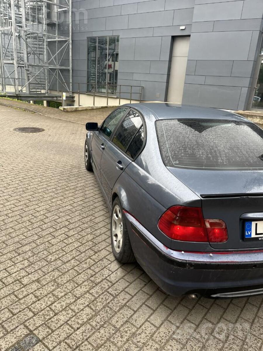 Blue BMW 320 2003 in Rezekne, with an engine capacity of 2.00 L and mileage of 315 thousand km for 1520 €, photo 3 on AUTOMOTO.COM.LV