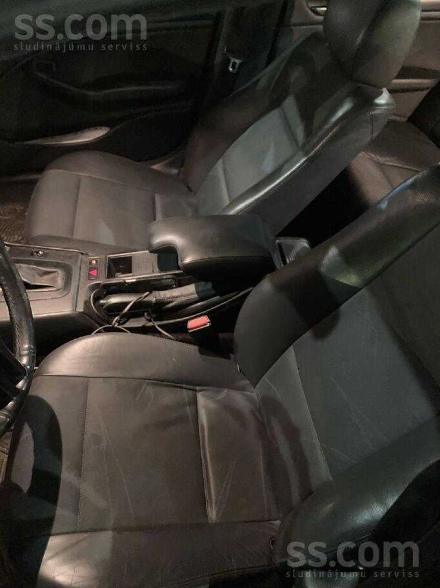 Zils BMW 320 2003 Rīga, ar dzinēja tilpumu 2.00 L un nobraukumu 411 tūkst. km par 2400 €, foto 13 vietnē AUTOMOTO.COM.LV