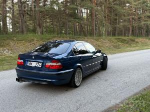 Zils BMW 320 2003 Limbaži, ar dzinēja tilpumu 2.20 L un nobraukumu 206 tūkst. km par 7600 €, foto 7 vietnē AUTOMOTO.COM.LV