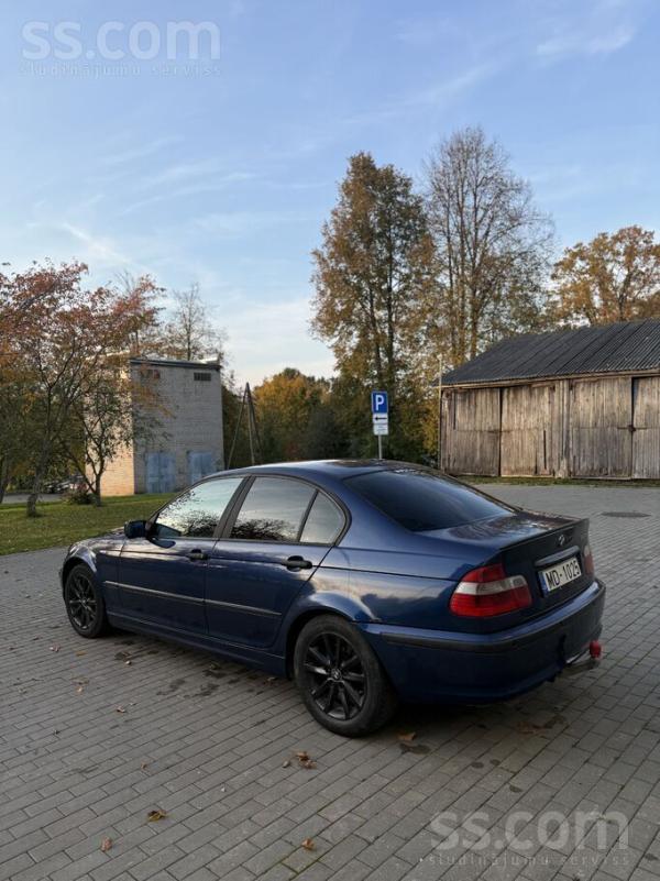 БМВ 320 2003 в Балви на AUTOMOTO.COM.LV Синий БМВ 320 2003 в Балви, объемом двигателя 2.00 л и пробегом 262 тыс. км за 2500 €, фото 5 на AUTOMOTO.COM.LV
