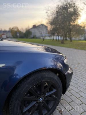 Zils BMW 320 2003 Balvi, ar dzinēja tilpumu 2.00 L un nobraukumu 262 tūkst. km par 2500 €, foto 7 vietnē AUTOMOTO.COM.LV
