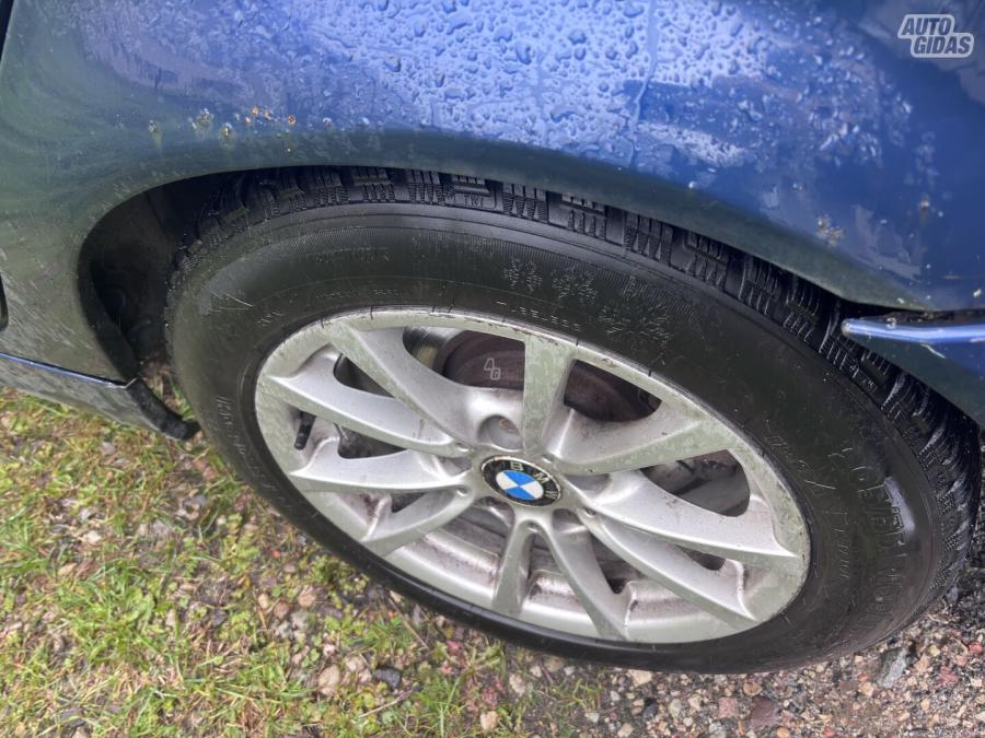 Blue BMW 320 2003 in Kaunas, with an engine capacity of 2.00 L and mileage of 415 thousand km for 1550 €, photo 12 on AUTOMOTO.COM.LV
