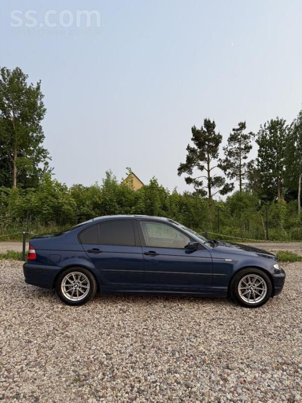 Blue BMW 320 2004 in Tukums, with an engine capacity of 2.00 L and mileage of 374 thousand km for 2490 €, photo 2 on AUTOMOTO.COM.LV