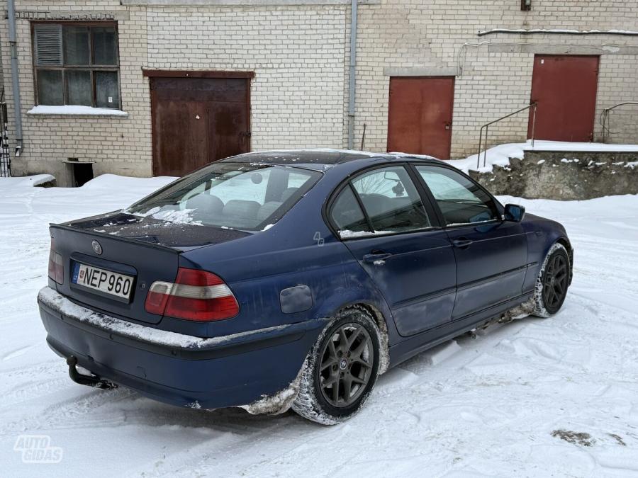 Blue BMW 320 2004 in Siauliai, with an engine capacity of 2.00 L and mileage of 332 thousand km for 2150 €, photo 4 on AUTOMOTO.COM.LV