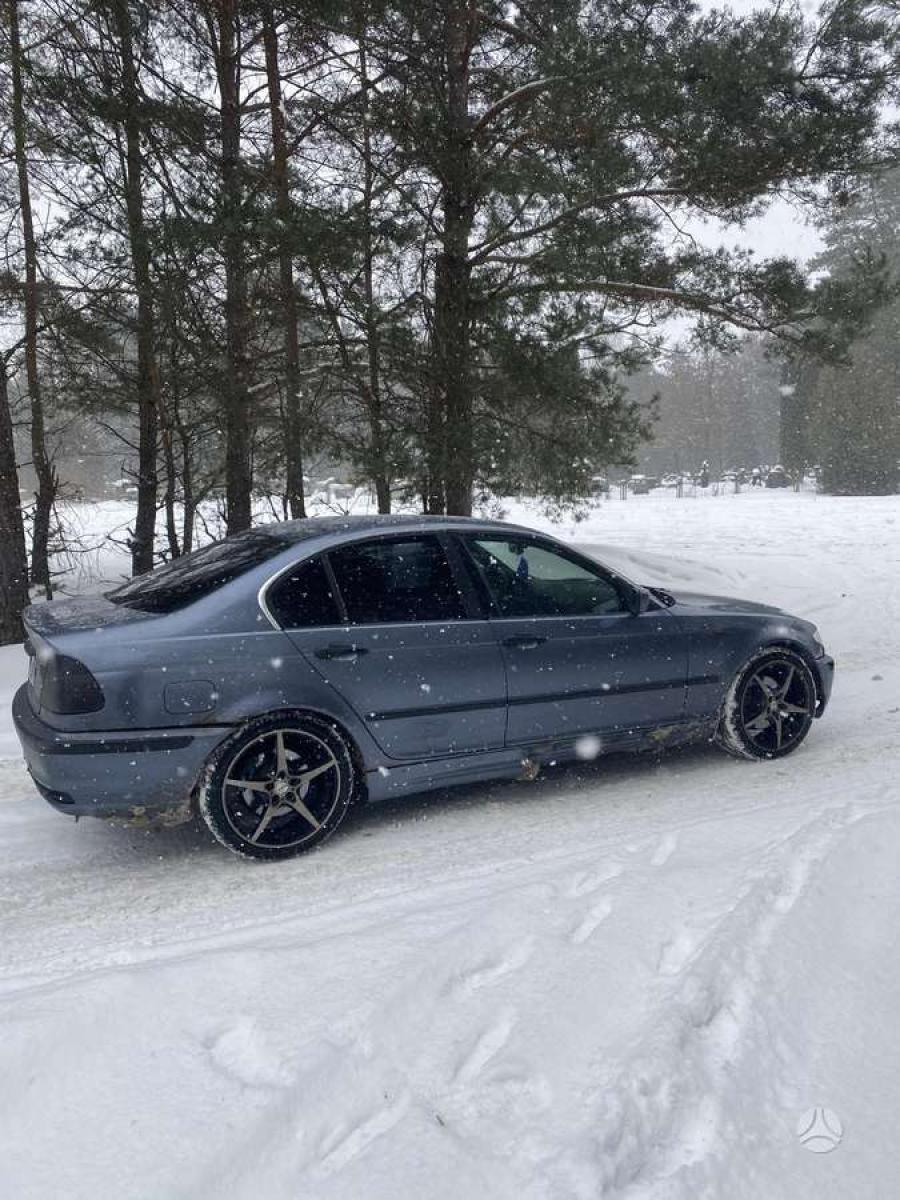 Blue BMW 320 2004 in Kaunas, with an engine capacity of 2.00 L and mileage of 420 thousand km for 1350 €, photo 4 on AUTOMOTO.COM.LV