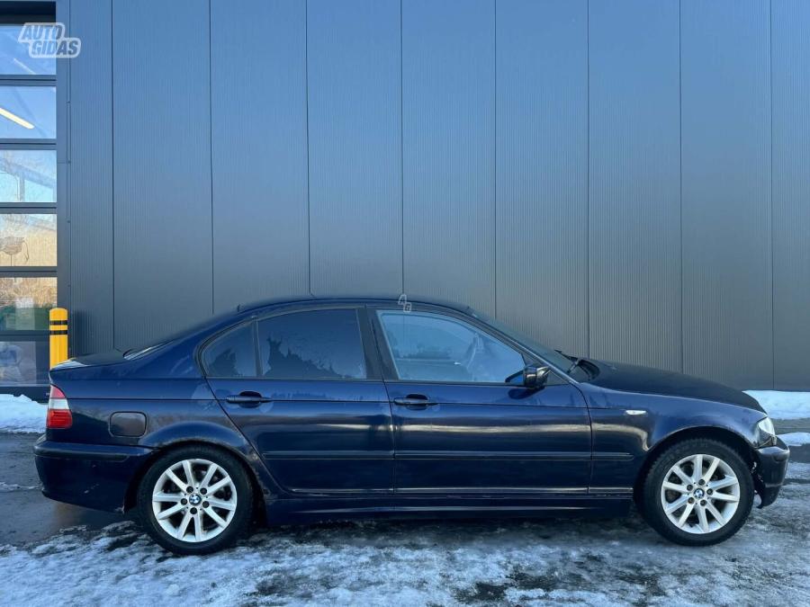 Blue BMW 320 2004 in Panevezys, with an engine capacity of 2.00 L and mileage of 390 thousand km for 1250 €, photo 6 on AUTOMOTO.COM.LV