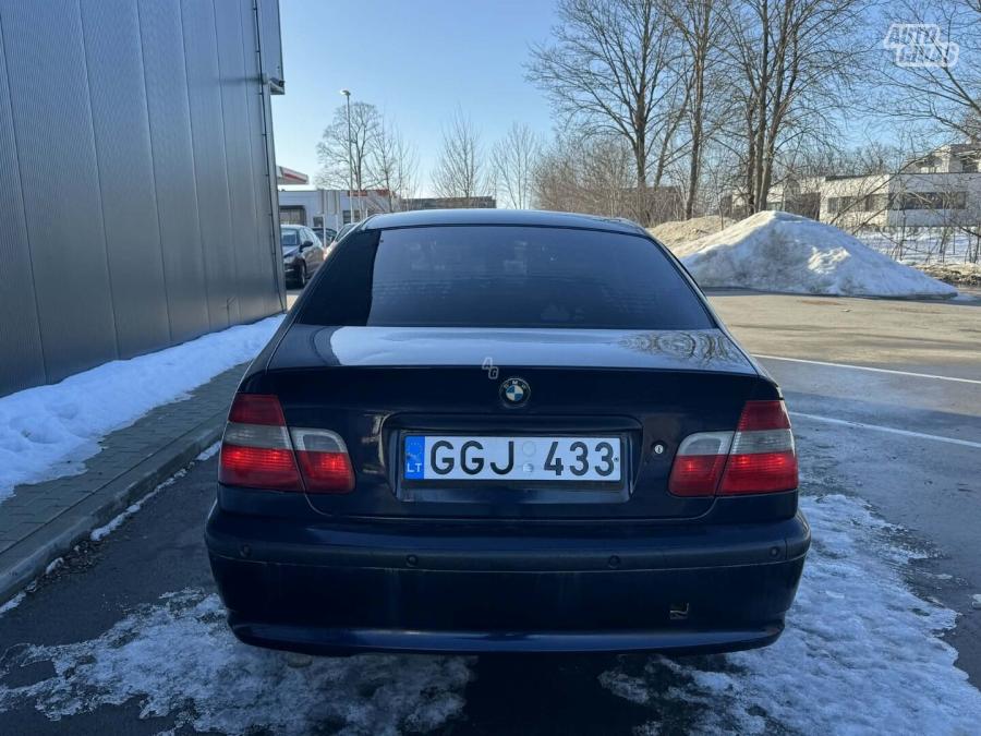 Blue BMW 320 2004 in Panevezys, with an engine capacity of 2.00 L and mileage of 390 thousand km for 1250 €, photo 9 on AUTOMOTO.COM.LV