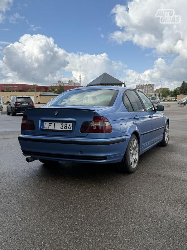 Blue BMW 320 2004 in Mazeikiai, with an engine capacity of 2.00 L and mileage of 374 thousand km for 2000 €, photo 4 on AUTOMOTO.COM.LV