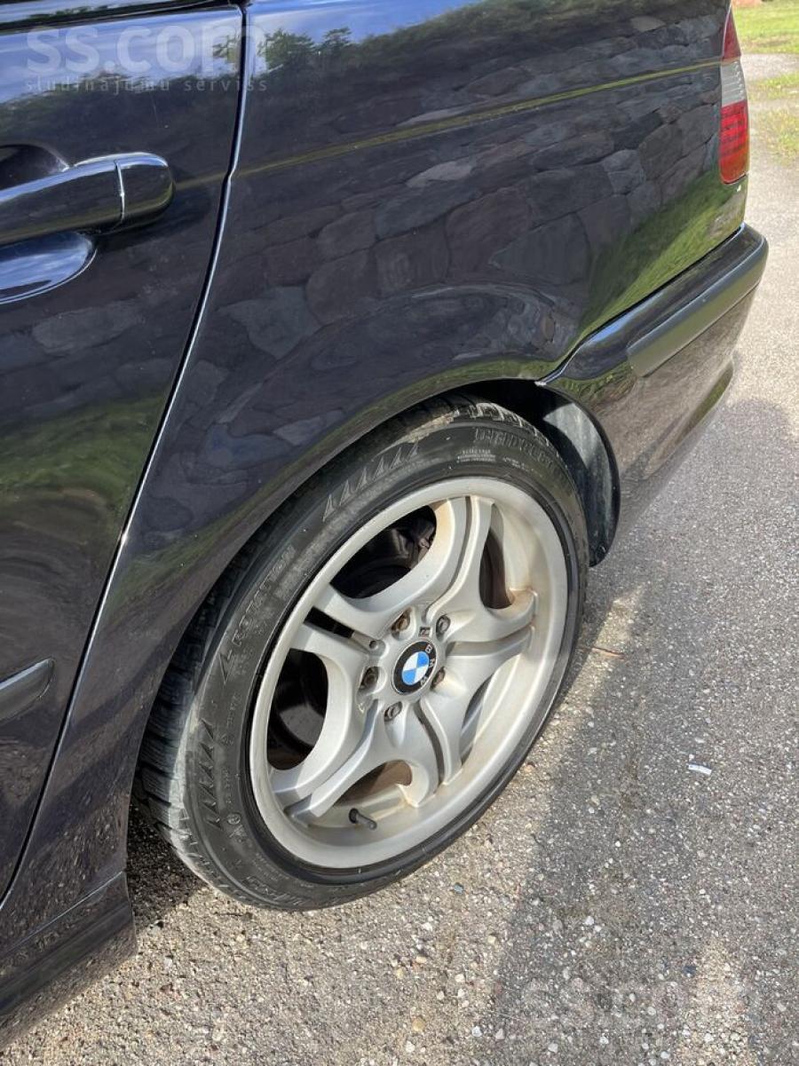 Zils BMW 320 2004 Daugavpils, ar dzinēja tilpumu 2.00 L un nobraukumu 294 tūkst. km par 3650 €, foto 8 vietnē AUTOMOTO.COM.LV