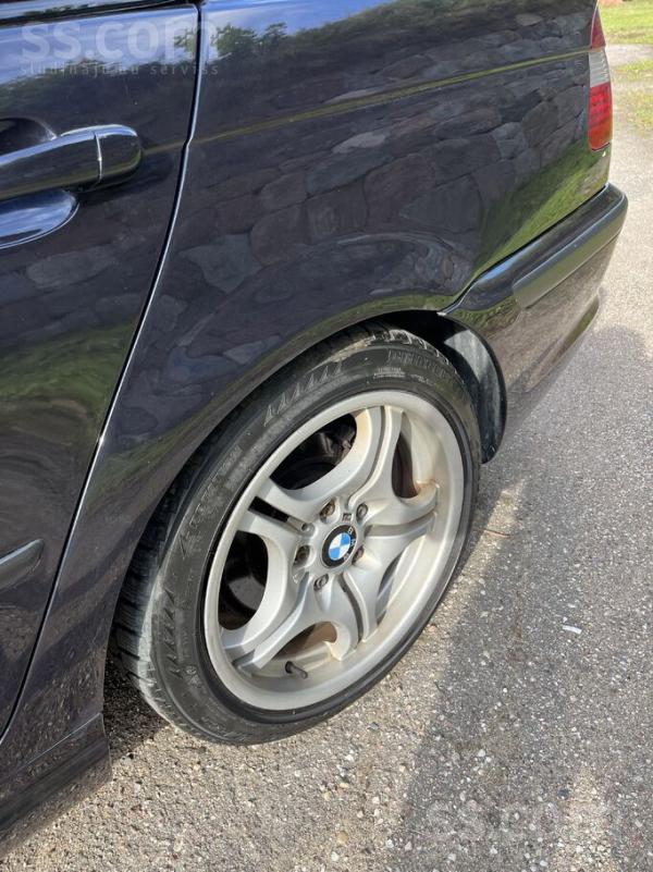 Blue BMW 320 2004 in Daugavpils, with an engine capacity of 2.00 L and mileage of 294 thousand km for 3650 €, photo 7 on AUTOMOTO.COM.LV