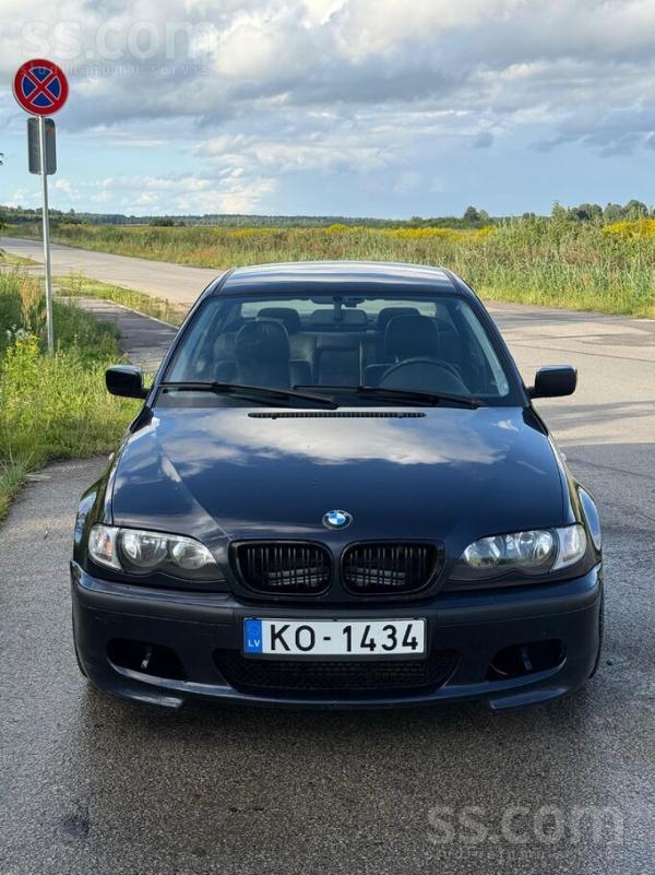 Blue BMW 320 2004 in Riga, with an engine capacity of 2.00 L and mileage of 462 thousand km for 2100 €, photo 2 on AUTOMOTO.COM.LV