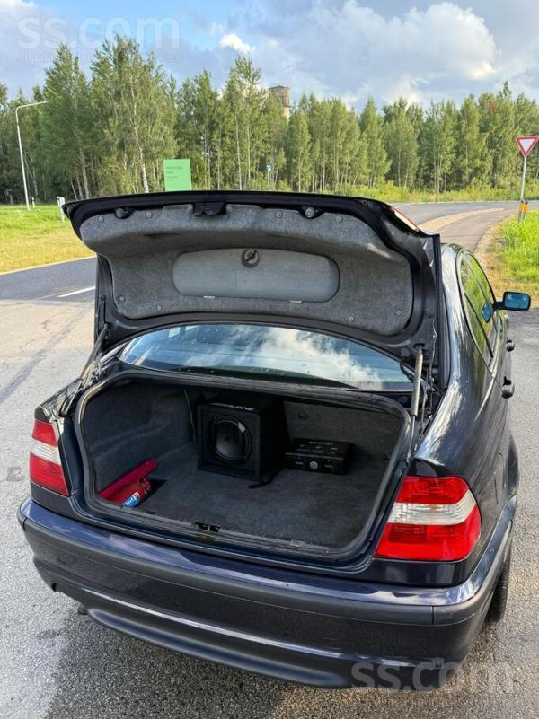 Blue BMW 320 2004 in Riga, with an engine capacity of 2.00 L and mileage of 462 thousand km for 2100 €, photo 9 on AUTOMOTO.COM.LV