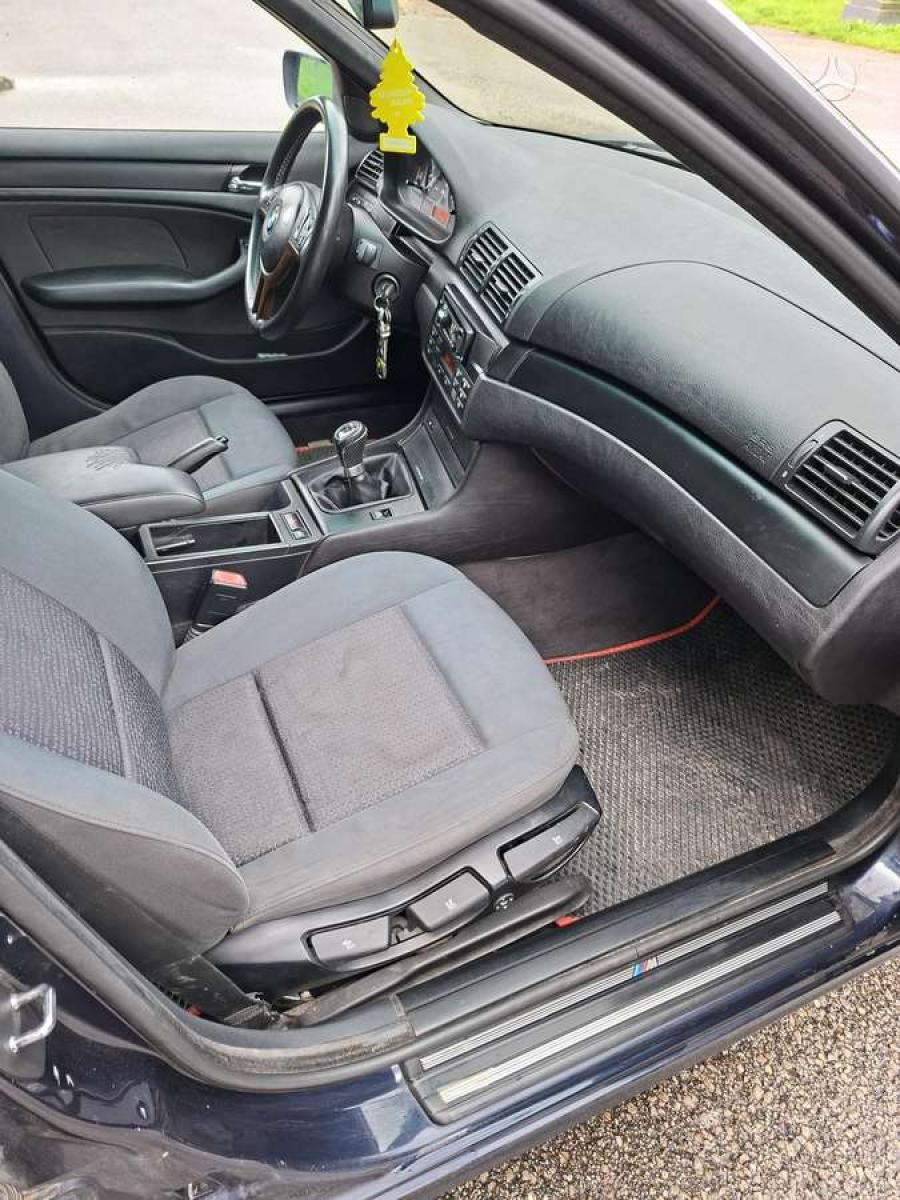 Zils BMW 320 2004 Rokiškis, ar dzinēja tilpumu 2.00 L un nobraukumu 343 tūkst. km par 1450 €, foto 18 vietnē AUTOMOTO.COM.LV
