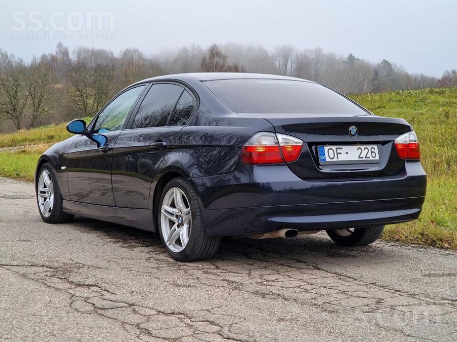 Blue BMW 320 2005 in Liepaja, with an engine capacity of 2.00 L and mileage of 320 thousand km for 3500 €, photo 3 on AUTOMOTO.COM.LV