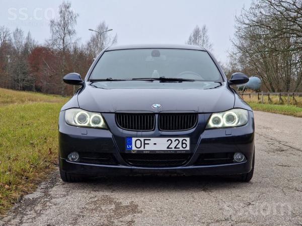 Blue BMW 320 2005 in Liepaja, with an engine capacity of 2.00 L and mileage of 320 thousand km for 3500 €, photo 6 on AUTOMOTO.COM.LV